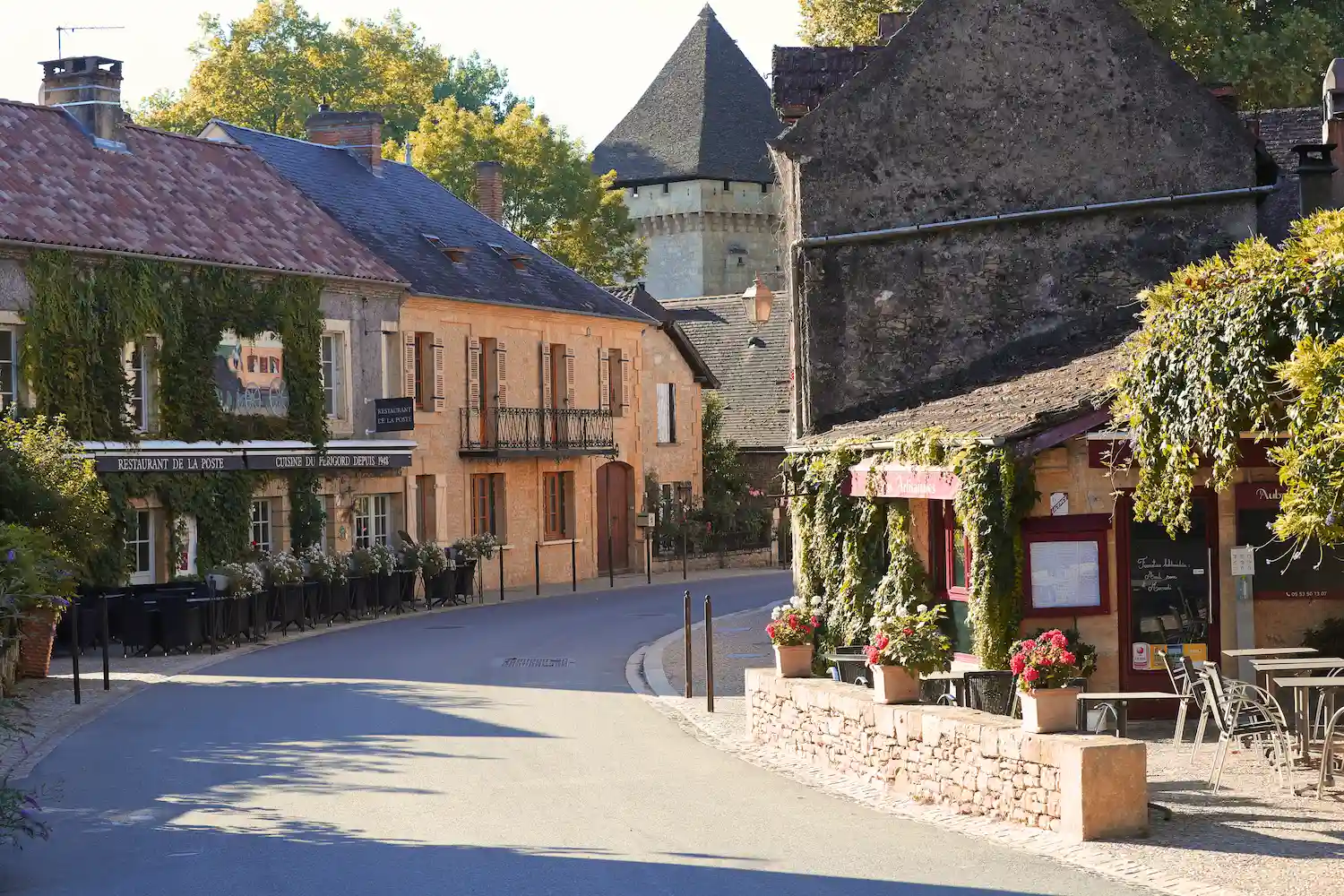 The most beautiful villages in France around Camping Le Paradis ...
